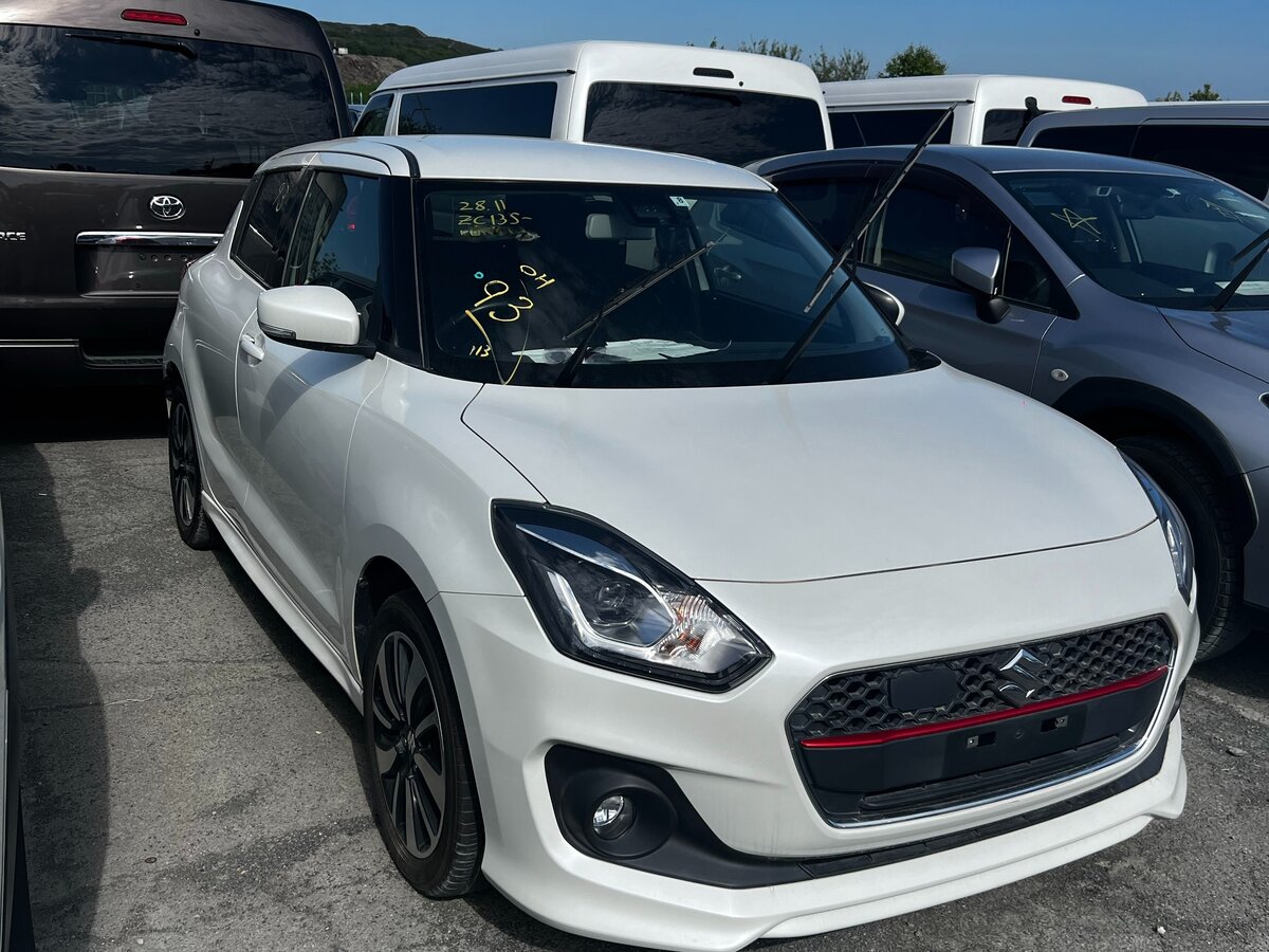 Купить б/у Suzuki Swift V 1.2 AMT (90 л.с.) бензин робот в Иркутске ...
