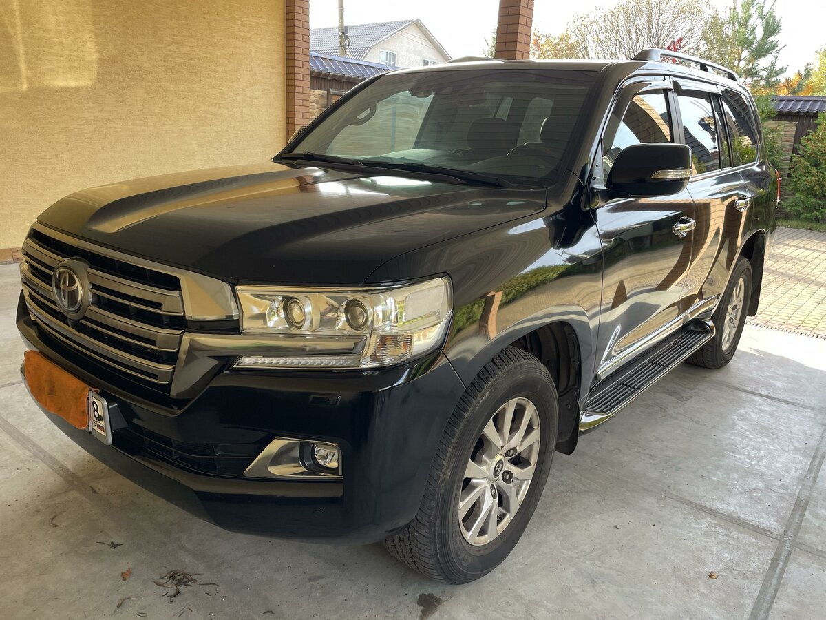 Купить б/у Toyota Land Cruiser 200 Series Рестайлинг 2 4.5d AT (249 л.с.) 4WD дизель автомат в ...