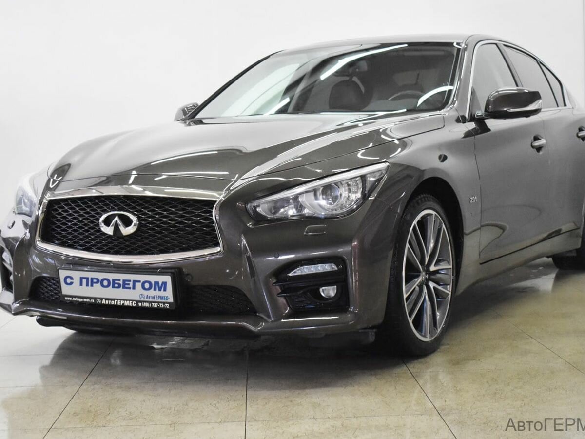 Купить б/у Infiniti Q50 I 2.0 AT (211 л.с.) бензин автомат в Москве: коричневый Инфинити Q50 I ...
