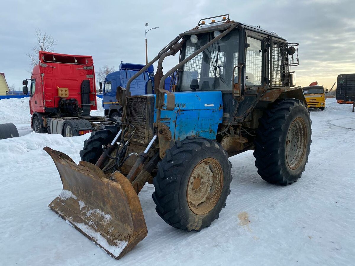 Купить б/у МТЗ (BELARUS) 320 в Ярославле: синий трелевочный трактор ...