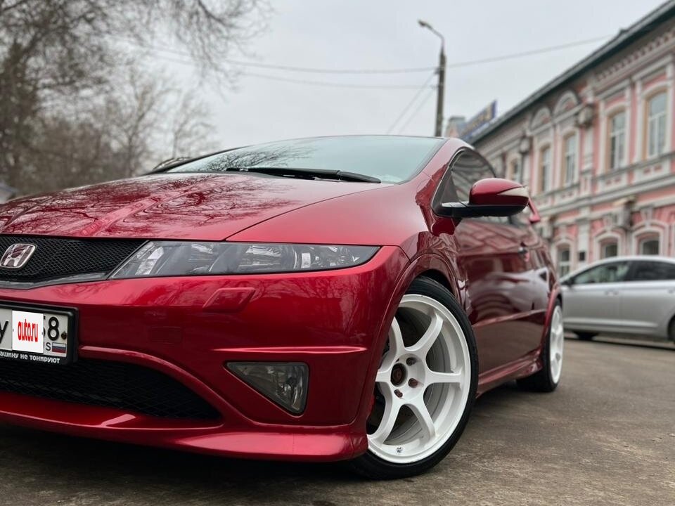 Купить б/у Honda Civic Type R VIII Рестайлинг 2.0 MT (201 л.с.) бензин ...