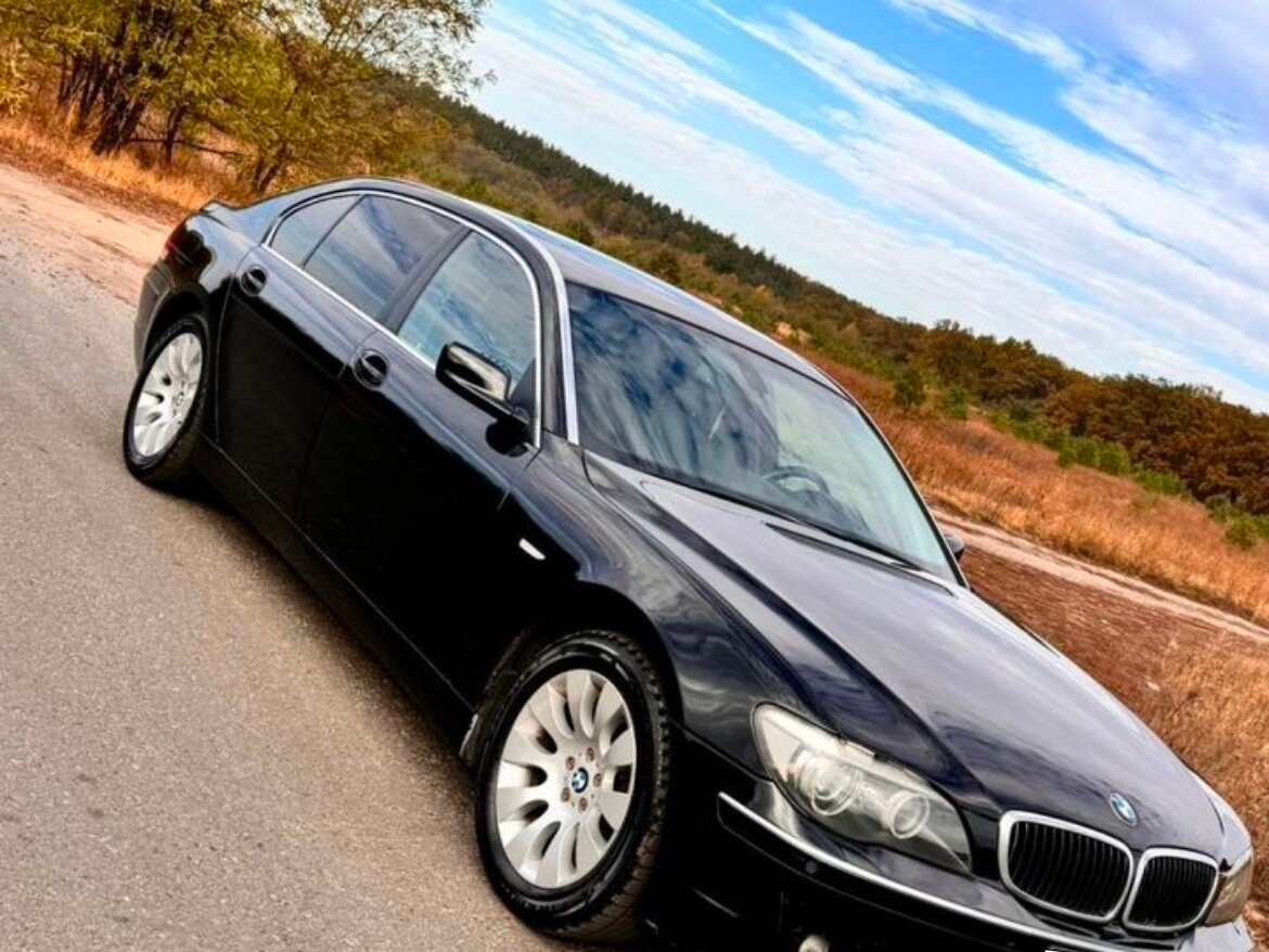 Купить б/у BMW 7 серии IV (E65/E66) Рестайлинг 740Li 4.0 AT (306 л.с.) бензин автомат в Старом ...