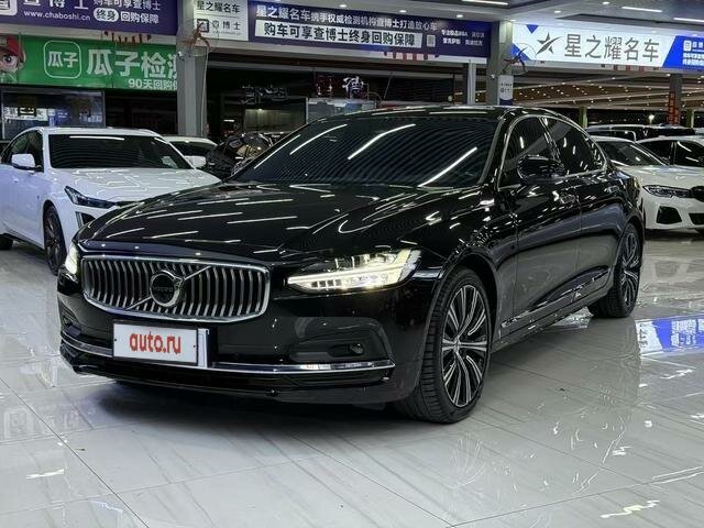 Купить б/у Volvo S90 II Рестайлинг 2.0hyb AT (310 л.с.) 4WD гибрид ...