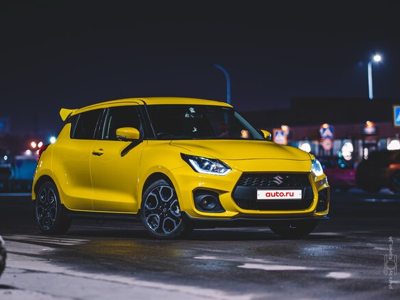 Купить б/у Suzuki Swift V 1.4 AT (140 л.с.) бензин автомат в Королёве ...