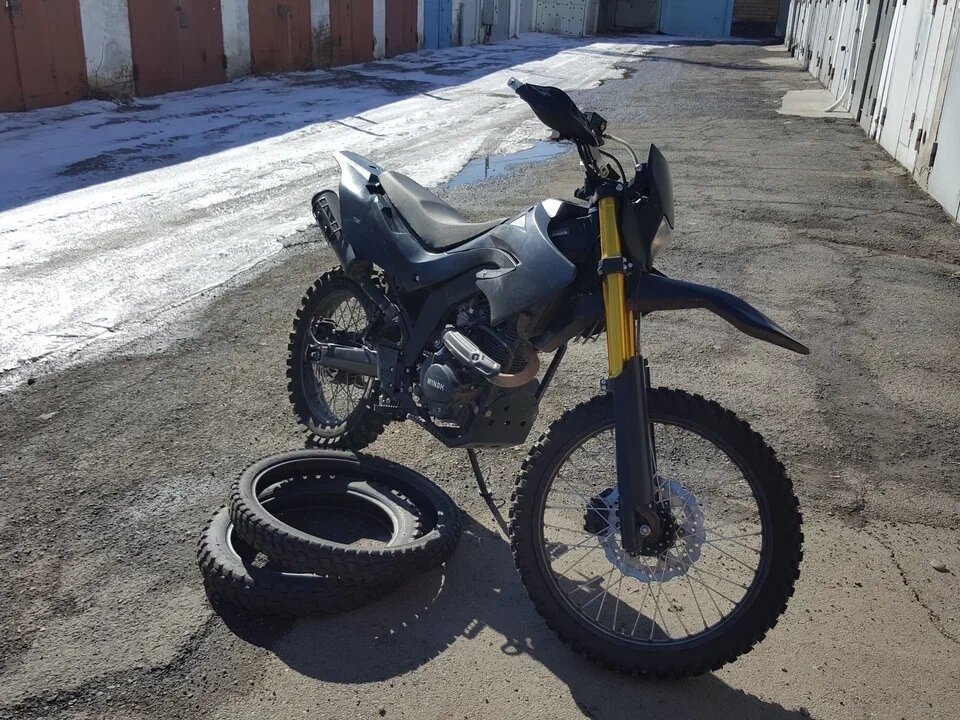 Купить б/у Minsk (Минск) X 250 5 передач в Красноярске: чёрный внедорожный эндуро 2018 года на ...