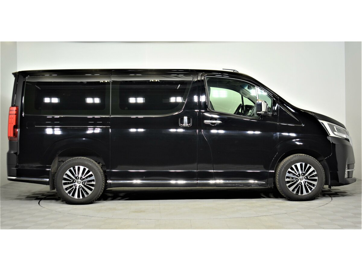 Купить б/у Toyota HiAce H300 2.8d AT (150 л.с.) дизель автомат в Москве ...
