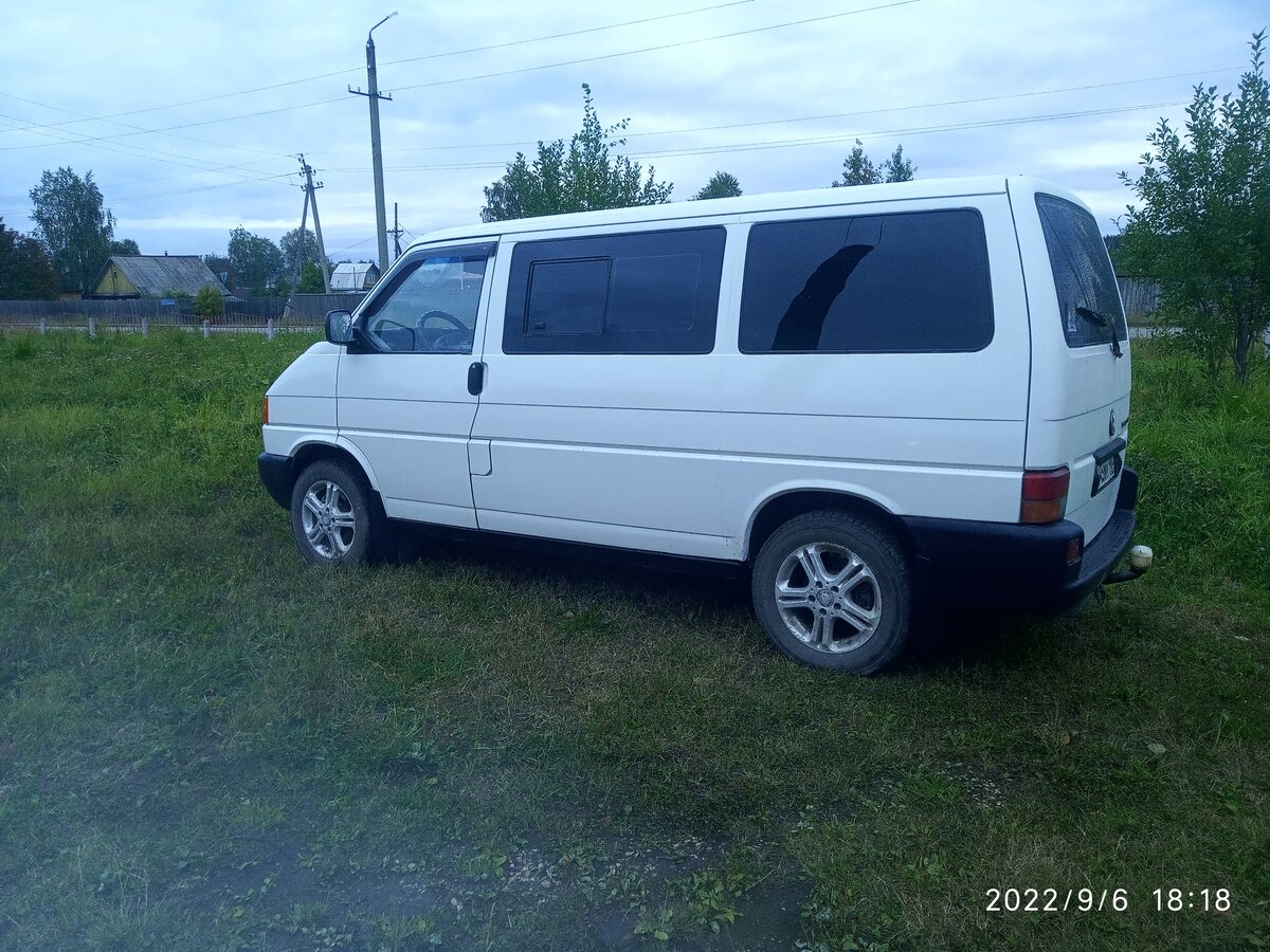 Купить б/у Volkswagen Transporter T4 2.5 MT (115 л.с.) бензин механика ...