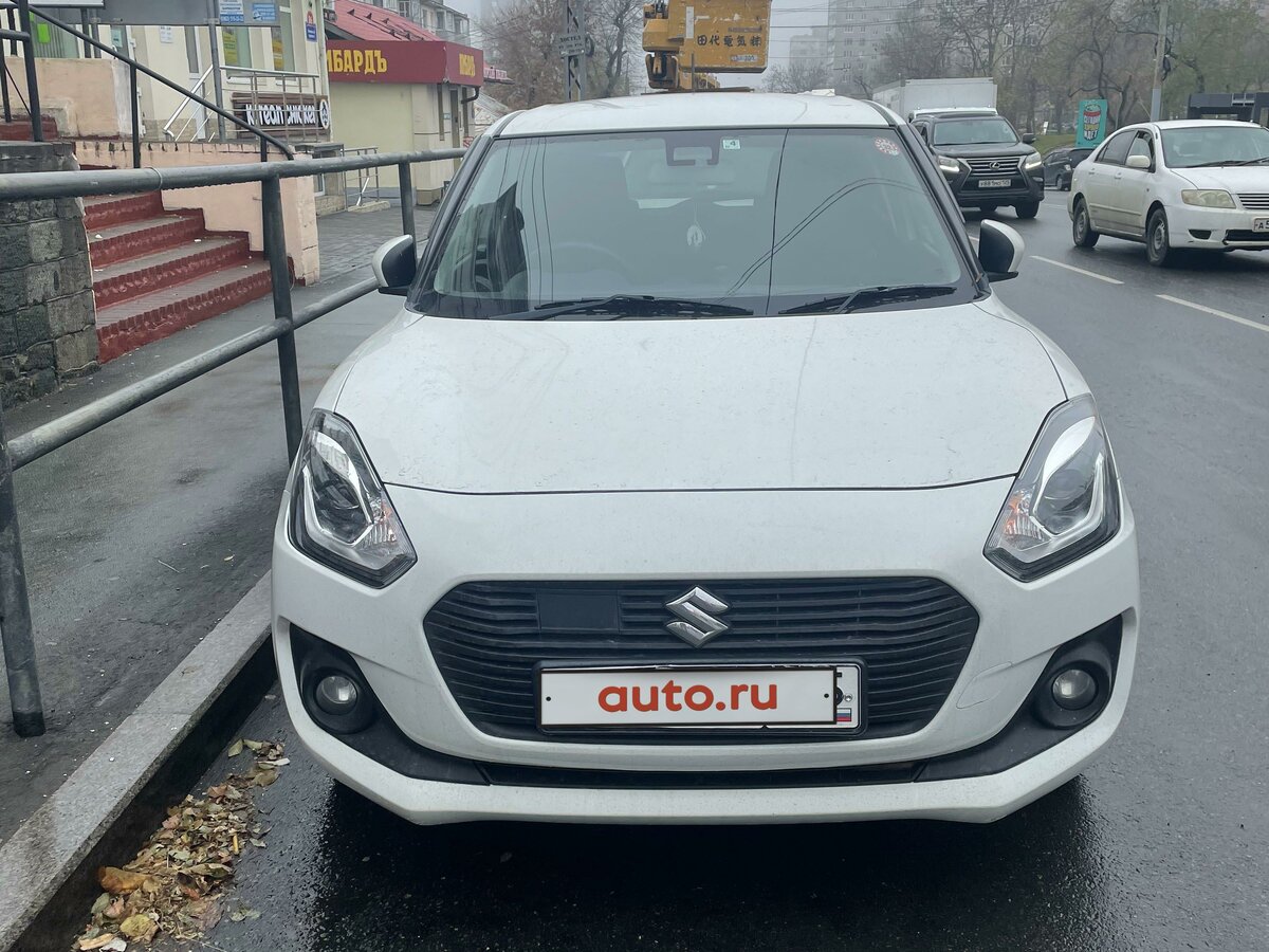 Купить б/у Suzuki Swift V 1.2hyb CVT (91 л.с.) гибрид вариатор во ...