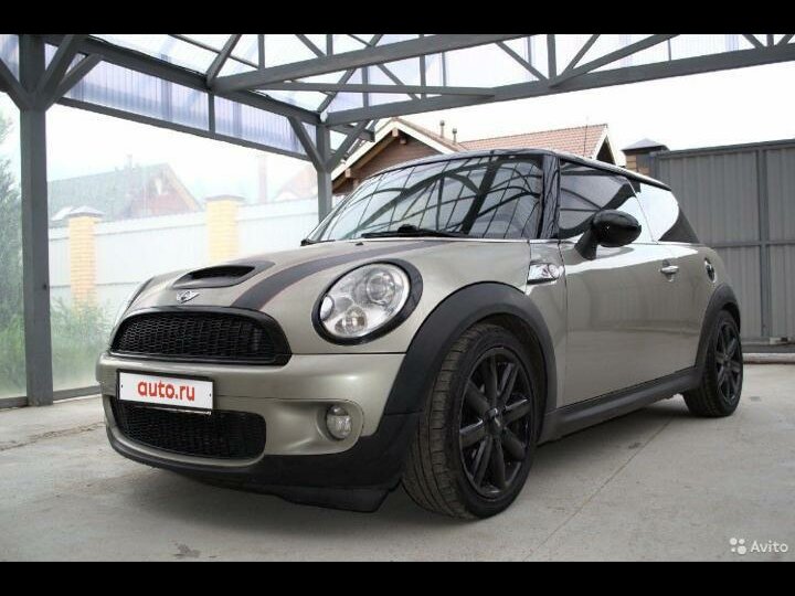 Купить б/у MINI Hatch II (R56) Cooper S 1.6 AT (175 л.с.) бензин ...