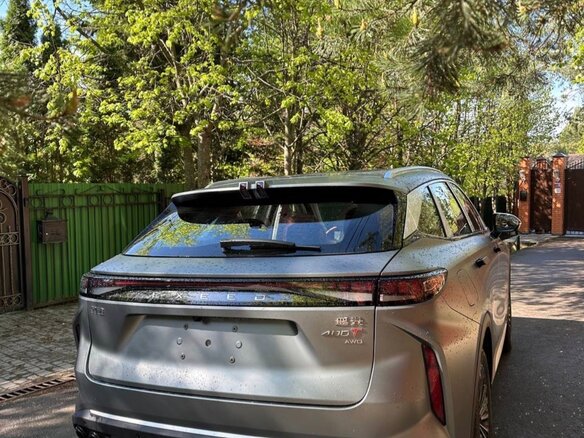 Купить б/у Exeed RX 2023-2025 (Yaoguang) 2.0 AT (249 л.с.) 4WD бензин автомат в Москве: серый ...