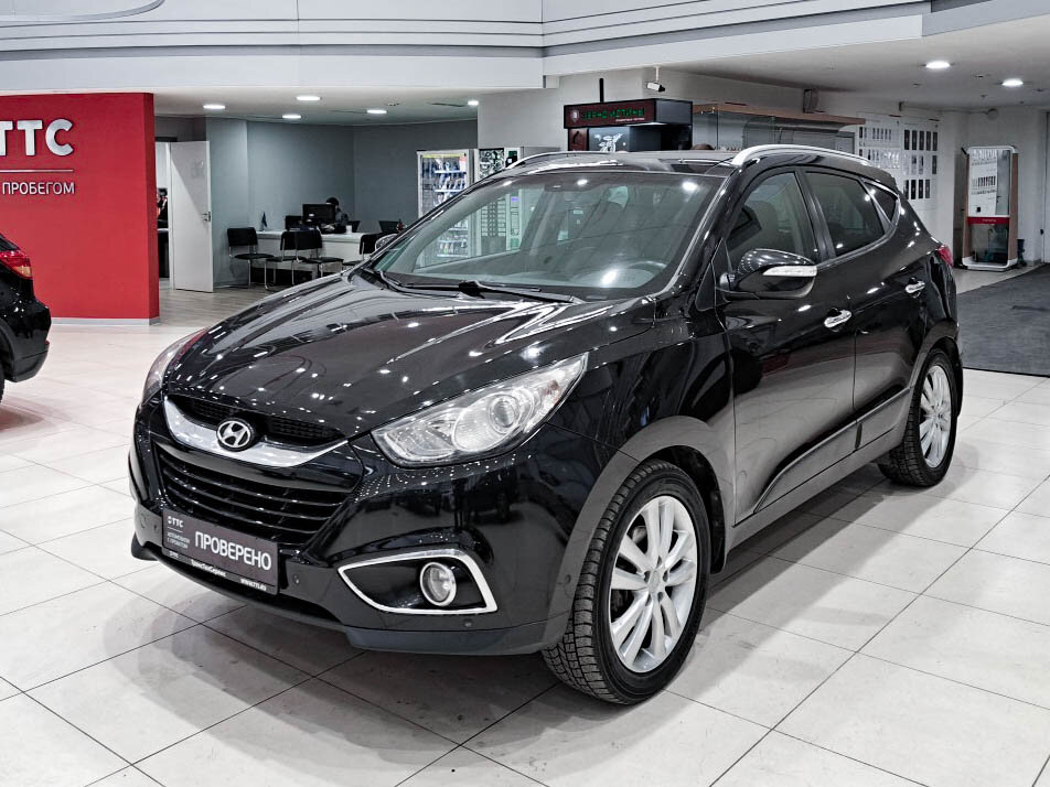Купить б/у Hyundai ix35 I 2.0 AT (150 л.с.) 4WD бензин автомат в Казани: чёрный Хендэ ix35 I ...
