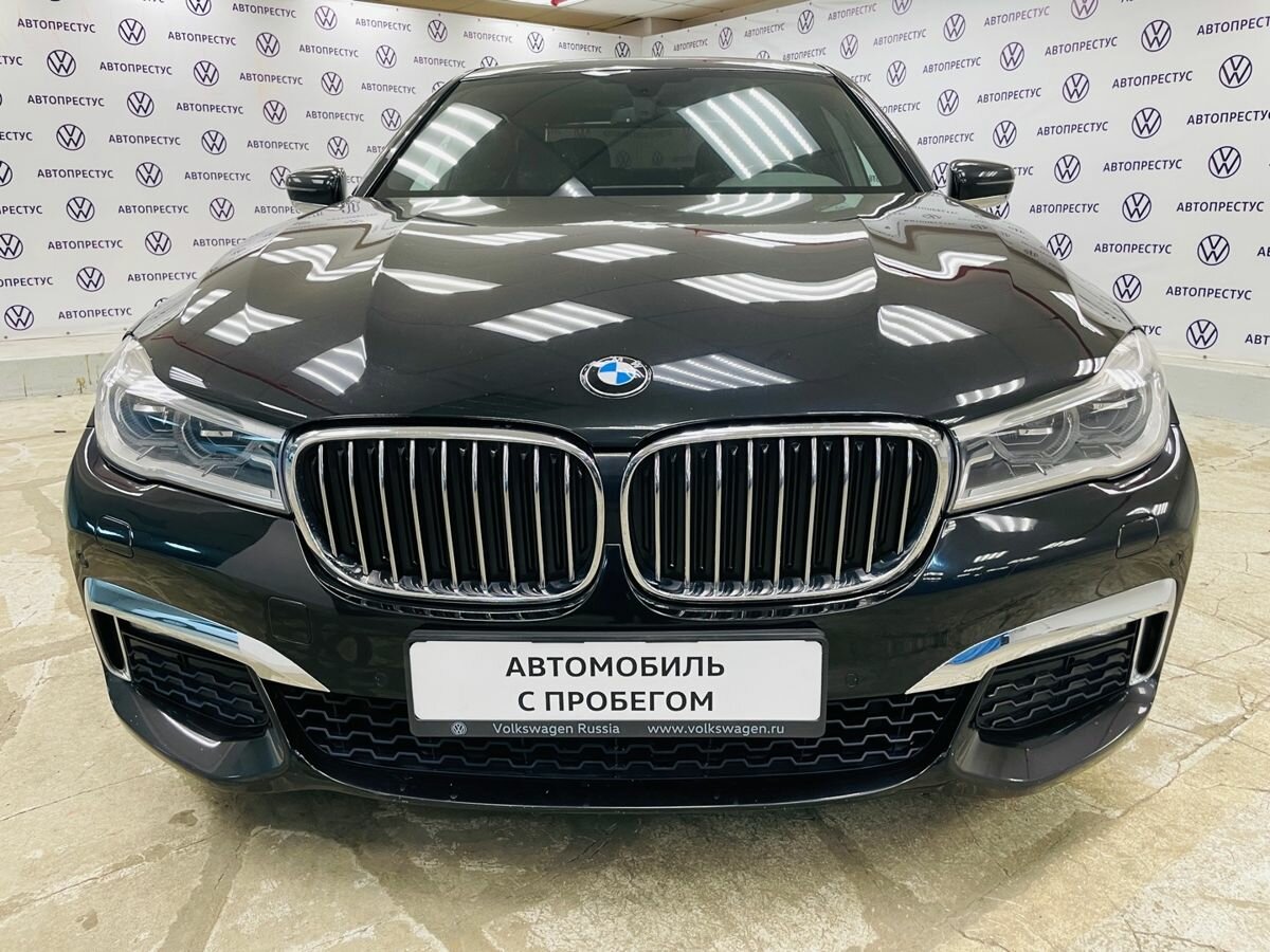 Купить б/у BMW 7 серии VI (G11/G12) 730Ld xDrive 3.0d AT (265 л.с.) 4WD ...