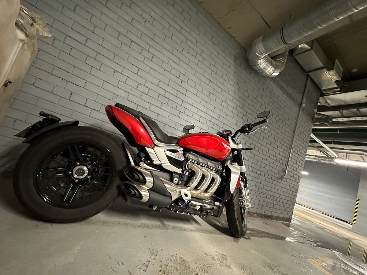 Купить б/у Triumph Rocket III 6 передач в Санкт-Петербурге: красный ...