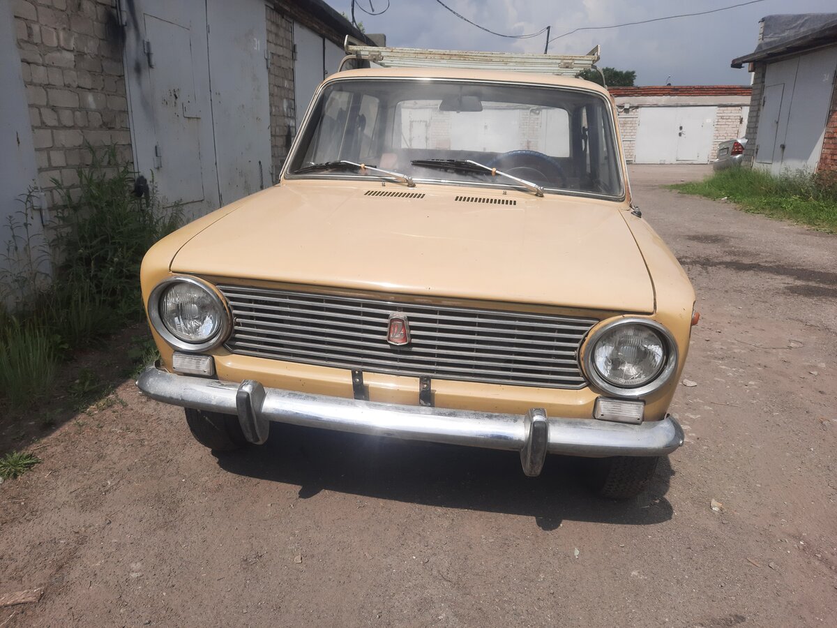 Купить б/у Lada (ВАЗ) 2101 1970-1988 1.2 MT (64 л.с.) бензин механика в Тюмени: бежевый Лада ...