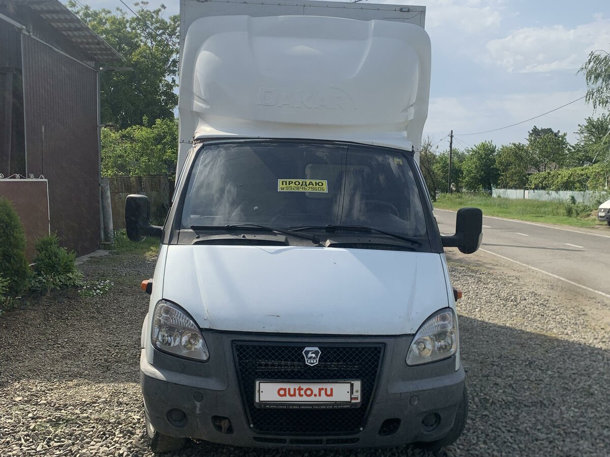 Купить б/у ГАЗ ГАЗель (3302) бензин-газ механика в Гиагинской: белый промтоварный автофургон ...