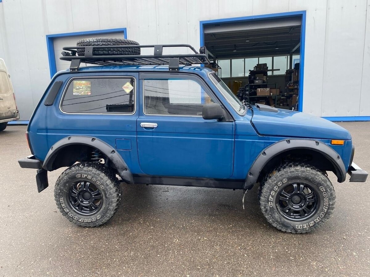 Купить б/у Lada (ВАЗ) 2121 (4x4) I Рестайлинг 1.7 MT (83 л.с.) 4WD бензин механика в Туле: синий ...