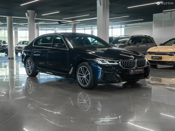 Купить б/у BMW 5 серии VII (G30/G31/G38) Рестайлинг 525Li 2.0 AT (184 л.с.) бензин автомат в ...