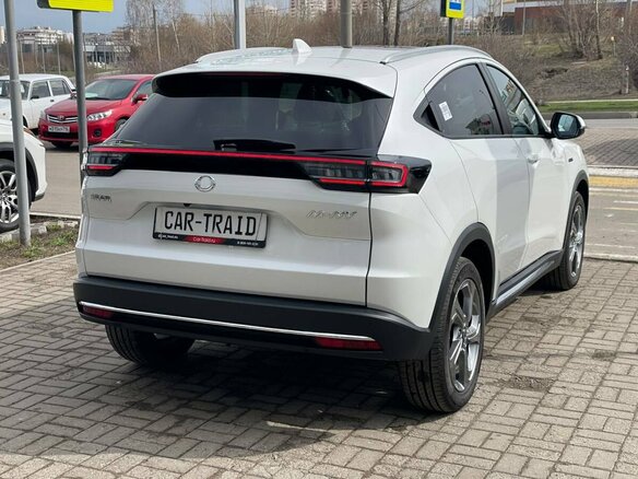 Купить б/у Ciimo (Dongfeng-Honda) M-NV I Electro AT (120.0 кВт) электро ...