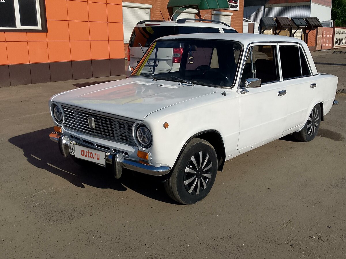 Купить б/у Lada (ВАЗ) 2101 1970-1988 1.2 MT (59 л.с.) бензин механика в Каневской: серебристый ...