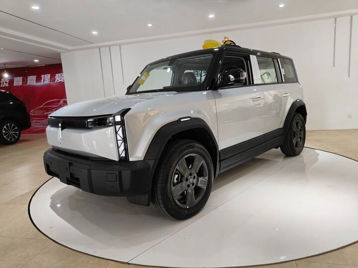 Купить б/у iCar 03 2023-2025 69.77 kWh Electro AT (205.0 кВт) 4WD ...