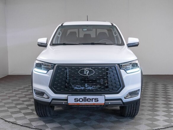 Купить новый Sollers ST8 2024-2025 2.4 MT (204 л.с.) 4WD бензин механика в Москве: белый Соллерс ...