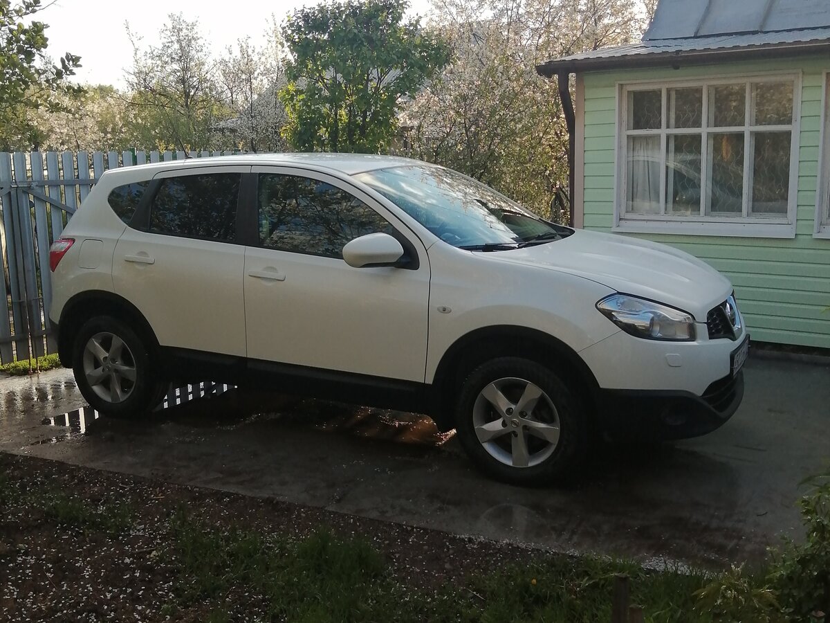 Купить б/у Nissan Qashqai I Рестайлинг 2.0 MT (141 л.с.) бензин ...