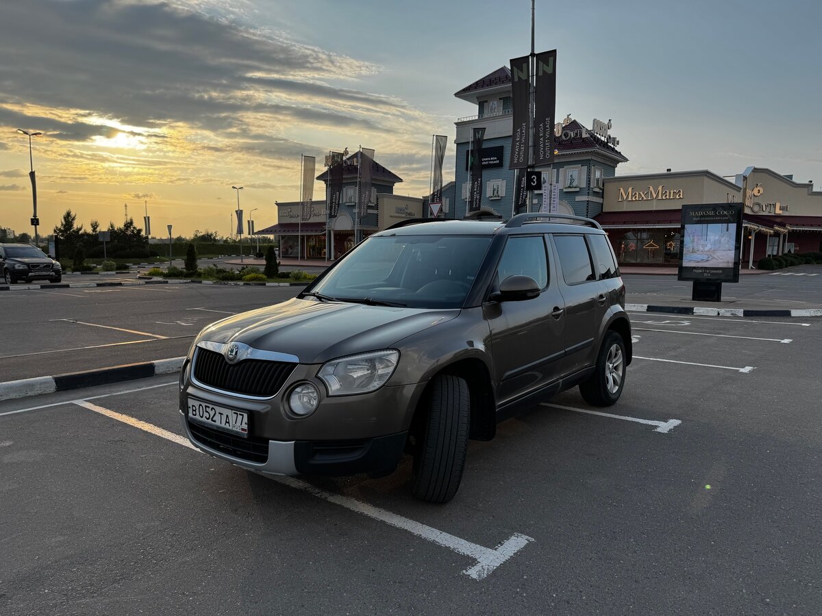 Купить б/у Skoda Yeti I 1.2 AMT (105 л.с.) бензин робот в Покровском ...