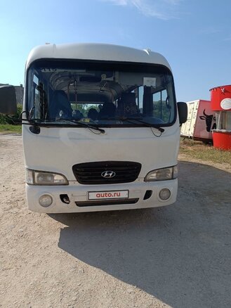 Купить б/у Hyundai County дизель механика в Анапе: белый 2011 года на ...