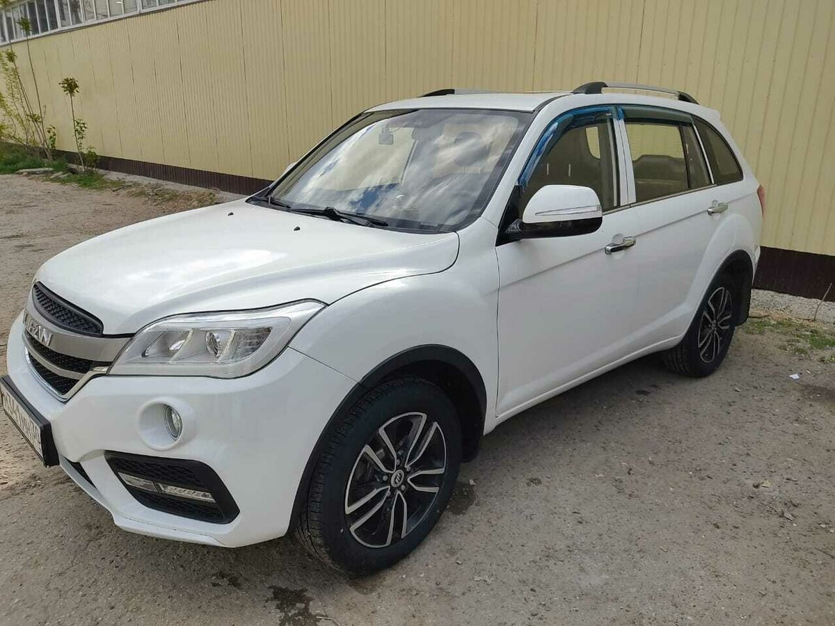 Купить б/у Lifan X60 I Рестайлинг 2 1.8 MT (128 л.с.) бензин механика в ...