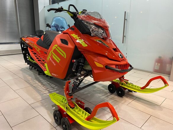 Купить новый BRP Ski-Doo Freeride инжектор в Кудрово: зелёный 2016 года ...