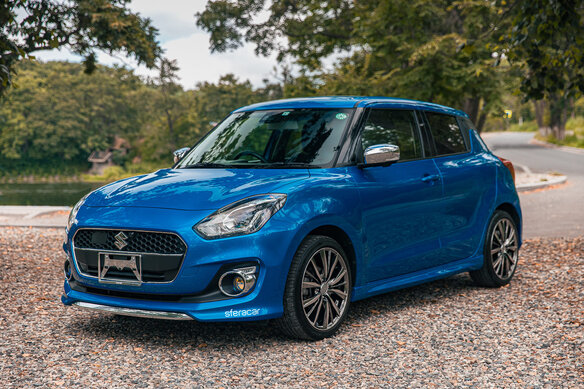 Купить б/у Suzuki Swift V 1.0 AT (102 л.с.) бензин автомат во ...