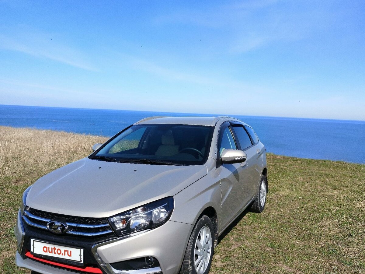 Купить б/у Lada (ВАЗ) Vesta I SW 1.6 AMT (106 л.с.) бензин робот в Курчанской: серый Лада Веста ...