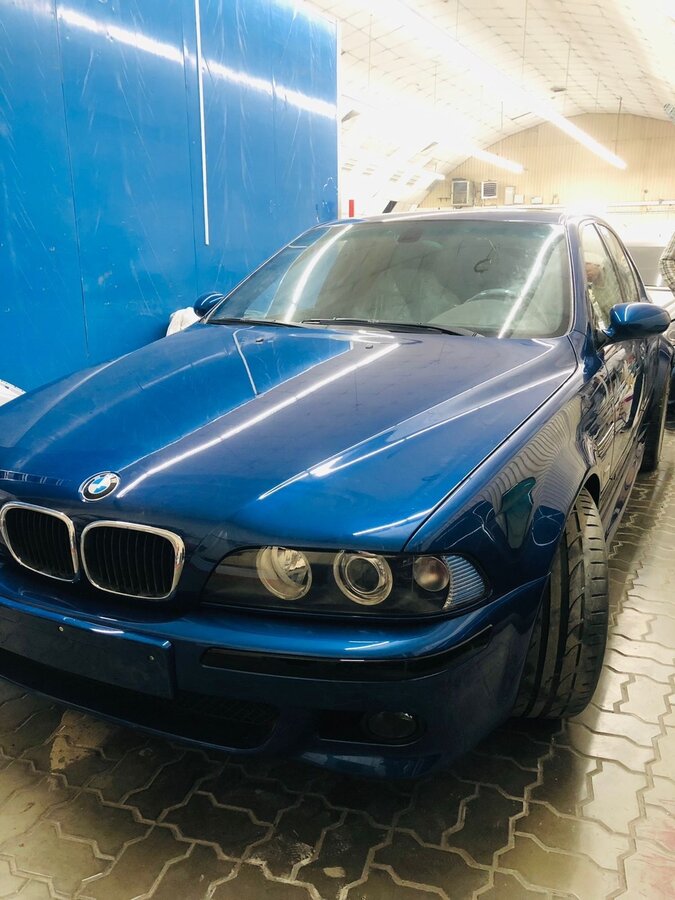 Купить б/у BMW M5 III (E39) 4.9 MT (400 л.с.) бензин механика в Барнауле: синий БМВ М5 III (E39 ...