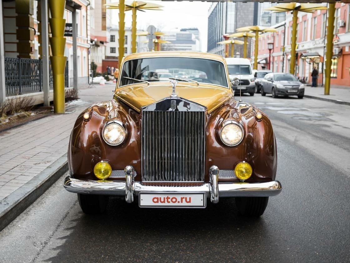 Купить б/у Rolls-Royce Silver Cloud II 6.2 AT (200 л.с.) бензин автомат ...