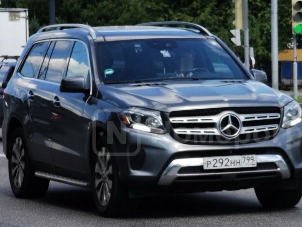 Купить б/у Mercedes-Benz GLS I (X166) 450 3.0 AT (367 л.с.) 4WD бензин автомат в Москве: серый ...