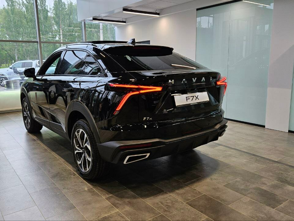 Купить новый Haval F7x II 2.0 AMT (192 л.с.) 4WD бензин робот в Ульяновске: чёрный Хавэйл Ф7х II ...