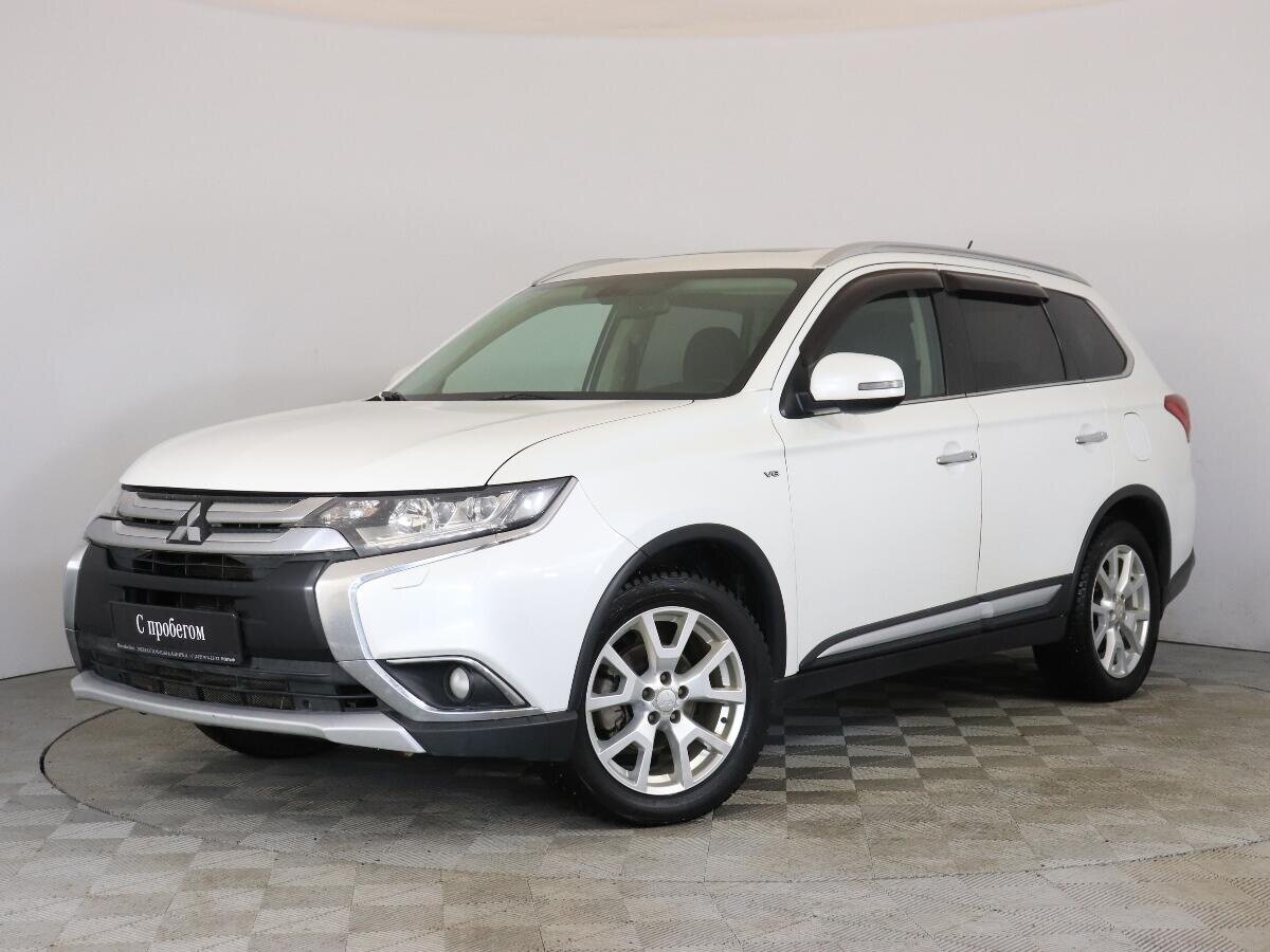 Купить б/у Mitsubishi Outlander III Рестайлинг 2 3.0 AT (230 л.с.) 4WD ...