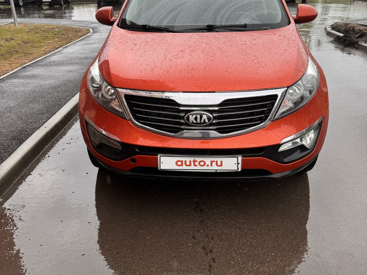 Купить б/у Kia Sportage III Рестайлинг 2.0 AT (150 л.с.) бензин автомат в Тольятти: оранжевый ...