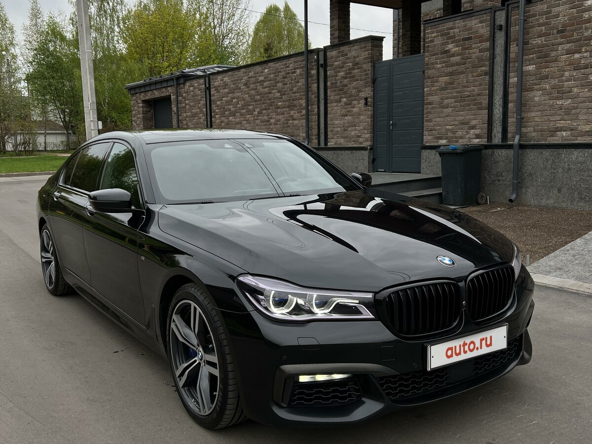 Купить б/у BMW 7 серии VI (G11/G12) 750Ld xDrive 3.0d AT (400 л.с.) 4WD ...
