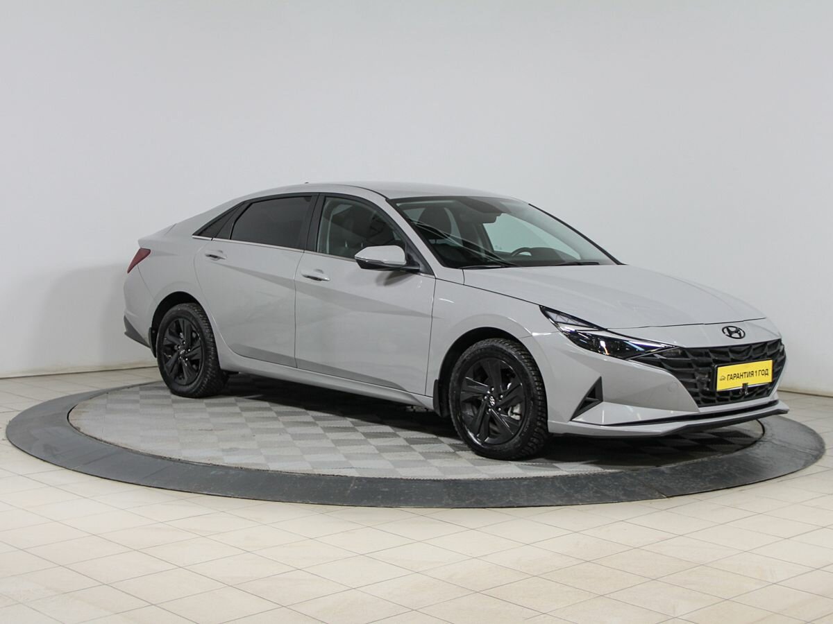 Купить б/у Hyundai Elantra VII (CN7) 1.6 AT (128 л.с.) бензин автомат в Екатеринбурге: серый ...