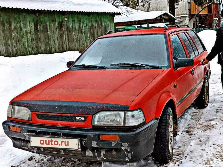Купить б/у Mazda 323 III (BF) 1.6 MT (86 л.с.) бензин механика в Москве: красный Мазда 323 III ...