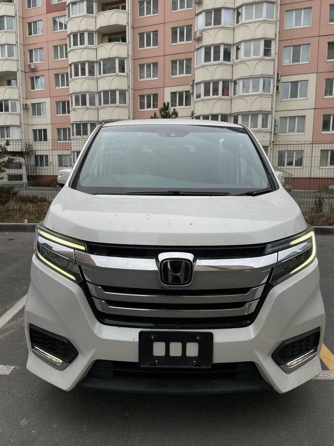 Купить б/у Honda Stepwgn V Рестайлинг Spada 1.5 CVT (150 л.с.) бензин ...