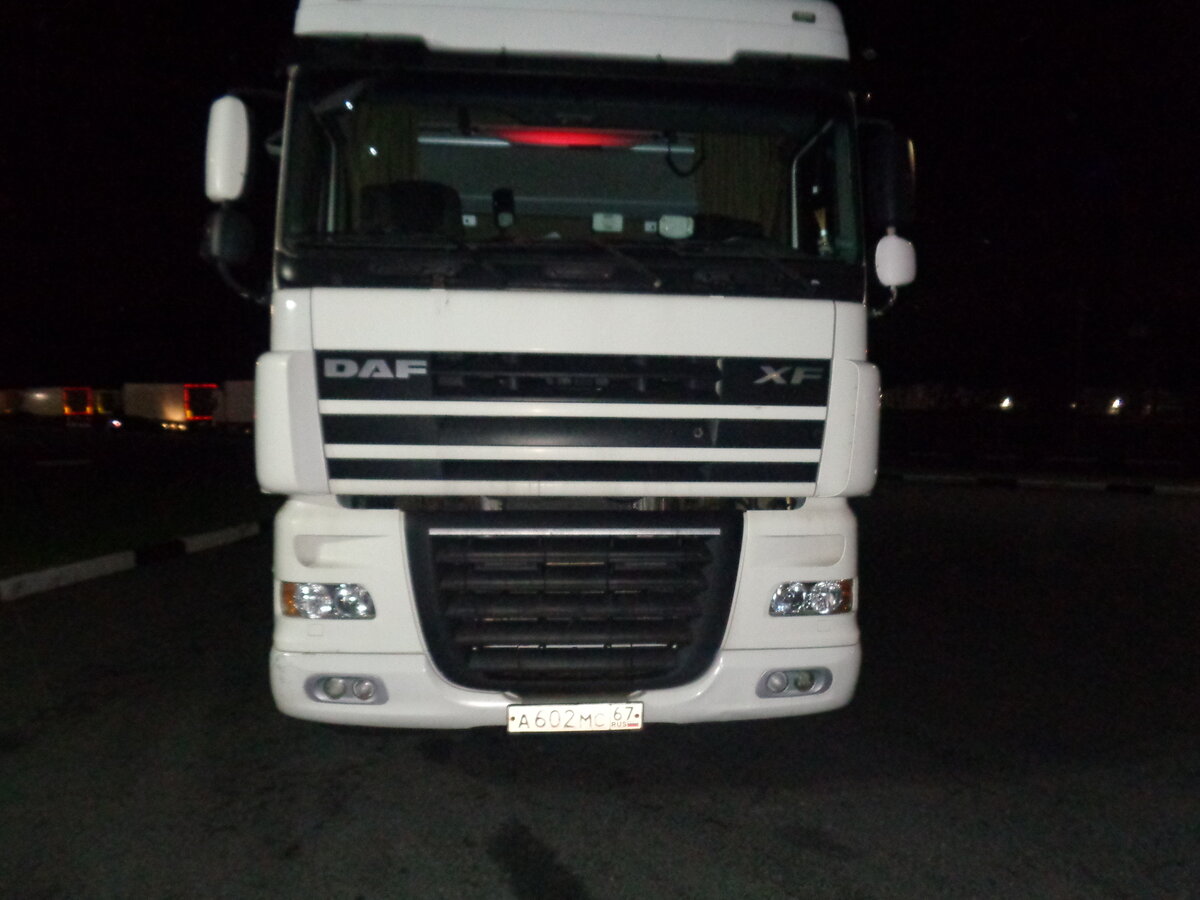 Купить б/у DAF XF 105 дизель механика в Смоленске: белый 2012 года на ...