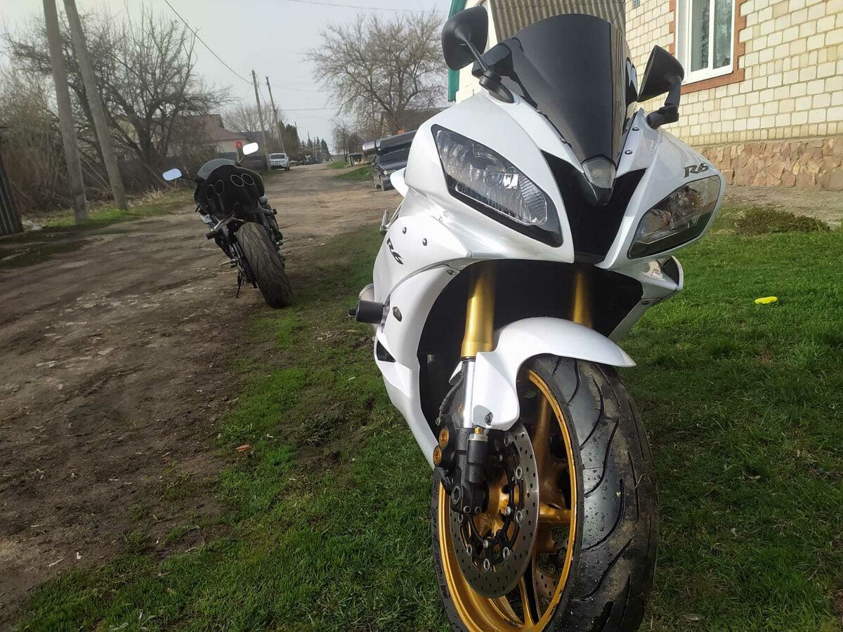 Купить б/у Yamaha YZF-R6 инжектор 6 передач в Хомутово: белый супер ...