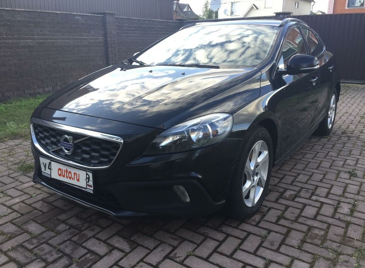 Купить б/у Volvo V40 Cross Country I 2.0 AT (180 л.с.) бензин автомат в ...