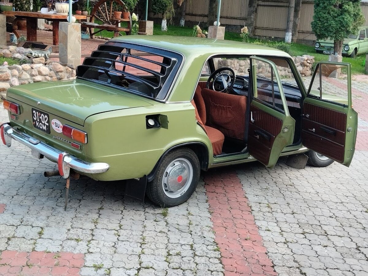 Купить б/у Lada (ВАЗ) 2101 1970-1988 1.2 MT (64 л.с.) бензин механика в Островцах: зелёный Лада ...