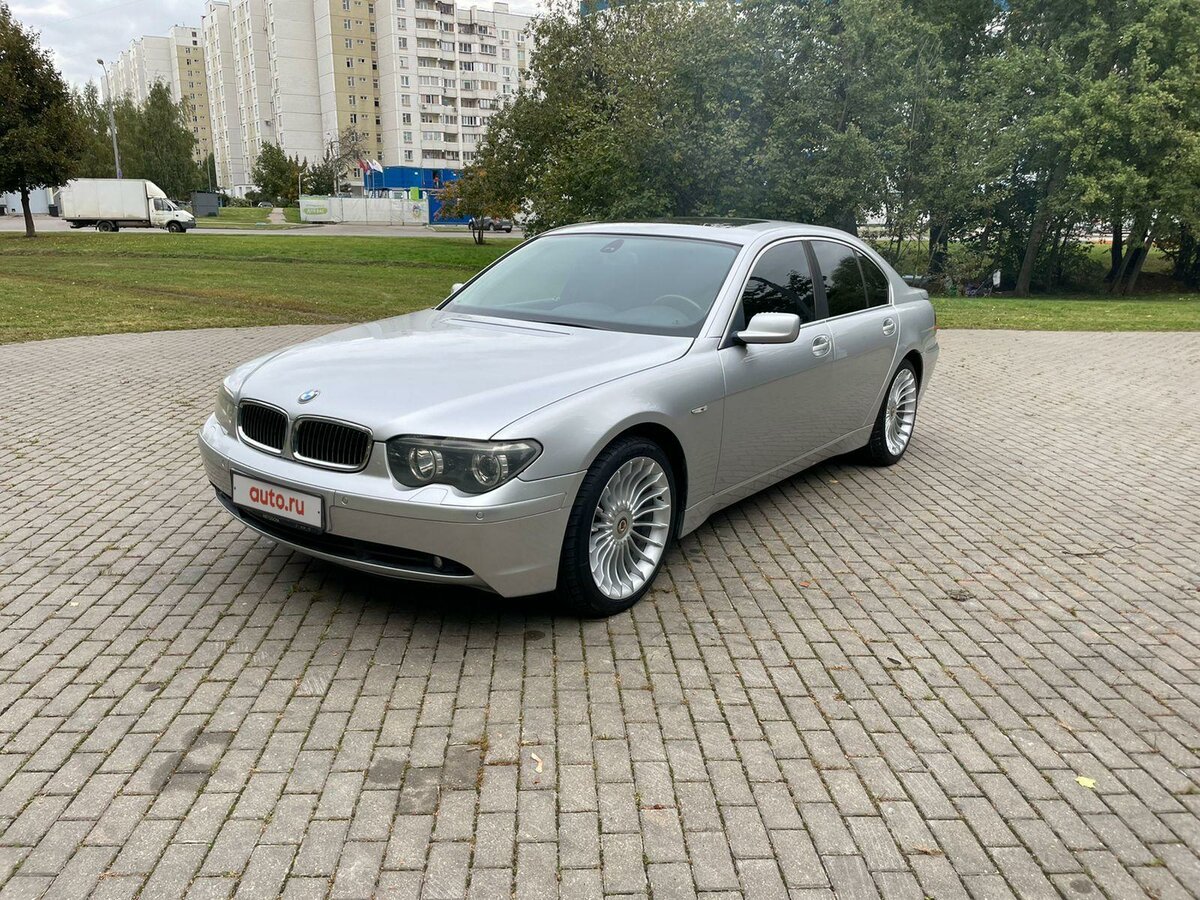 Купить б/у BMW 7 серии IV (E65/E66) 735i 3.6 AT (272 л.с.) бензин автомат в Москве: серый БМВ 7 ...