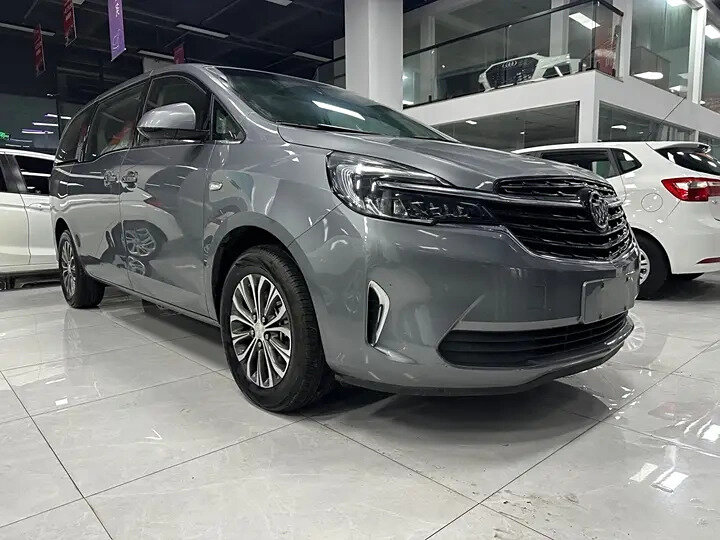 Купить б/у Buick GL8 III Рестайлинг 2.0 AT (237 л.с.) бензин автомат во Владивостоке: серый ...