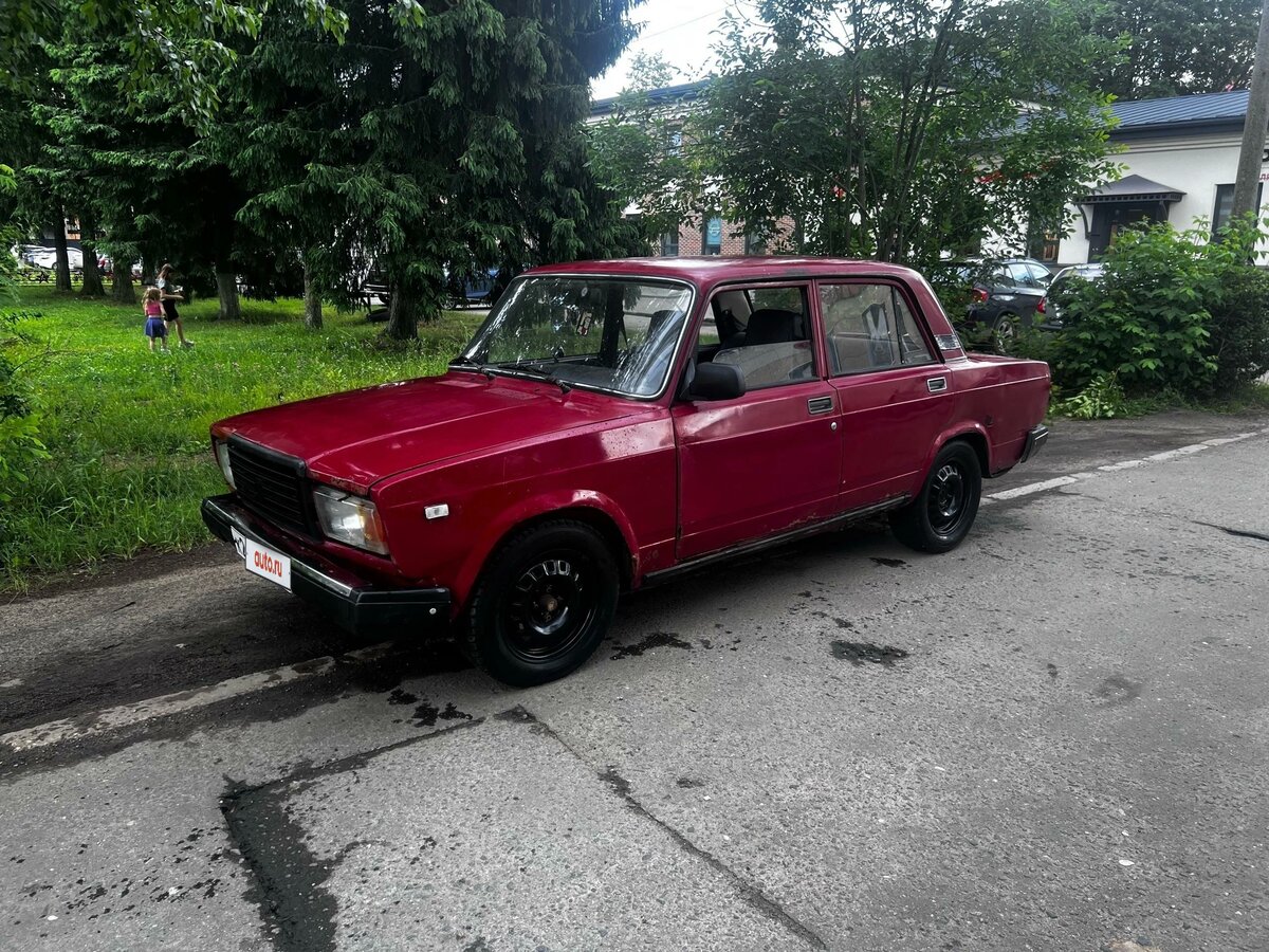 Купить б/у Lada (ВАЗ) 2107 1982-2012 1.6 MT (73 л.с.) бензин механика в Чехове: пурпурный Лада ...