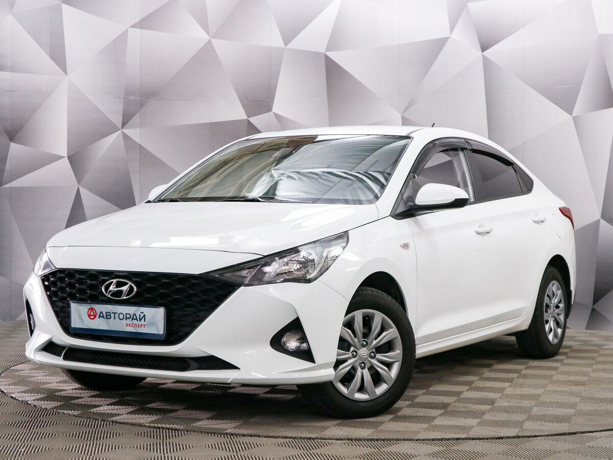 Купить б/у Hyundai Solaris II Рестайлинг 1.6 MT (123 л.с.) бензин ...